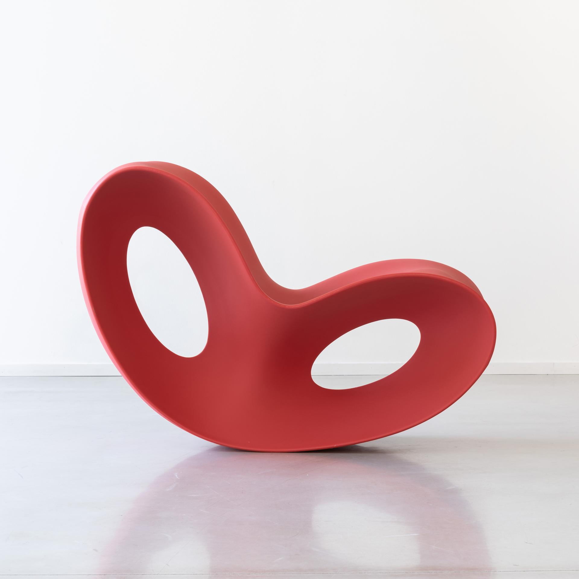 SCULPTURAL SEATING - Magis Journal
